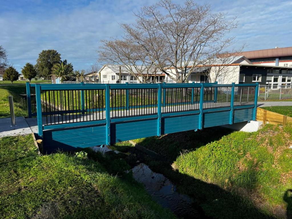 Pre-engineered kit bridges give asset owners speed, simplicity and ...